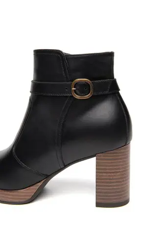 NEROGIARDINI Platform Leather Bootie