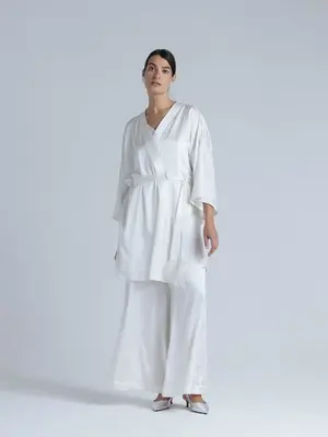 ALAS Silk 3/4 Sleeve Dressing Gown - Milk White