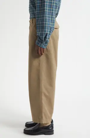 ERL Gender Inclusive Crop Chinos