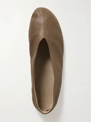 THE ROW Stella Leather Ballet Flats - Brown