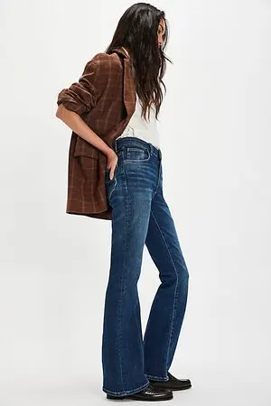 Neuw Kara Bootcut Jeans - Wondrous