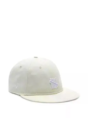 UNDEFEATED Icon Snapback Cap - White