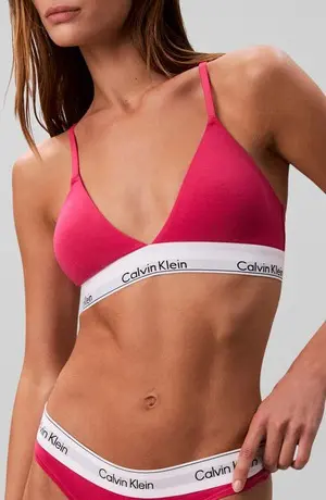 Calvin Klein Lightly Lined Racerback Bralette - Vibrant Pink