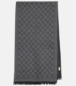 Gucci Gg Wool Jacquard Scarf - Grey