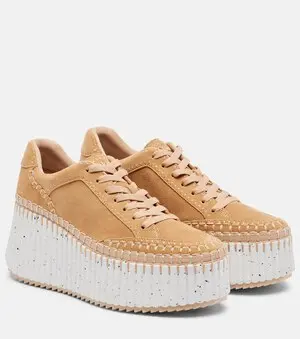 Chloé Nama Suede Platform Sneakers - Beige