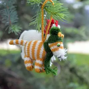 MELANGE COLLECTION Cat Ornaments