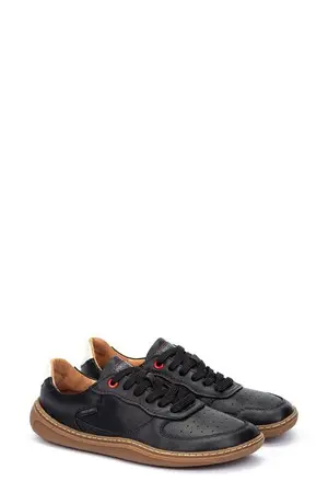 Pikolinos Aranjuez Leather Sneaker