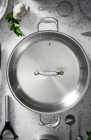 CUISINE::PRO® Iconix™ 4 Qt Chef Pan With Lid