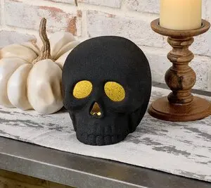 MARTHA STEWART 7' Illuminated Tabletop Skull W/ Remote - One-color