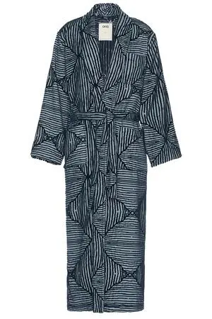 Oas Longo Robe In Blue