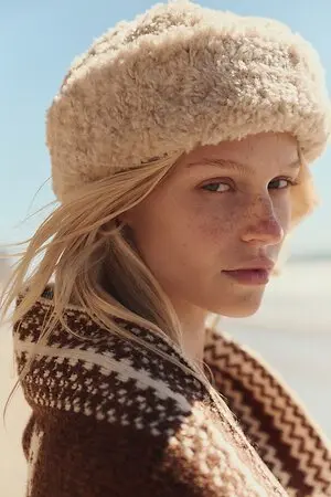 Free People Fisherman Beanie - Ivory