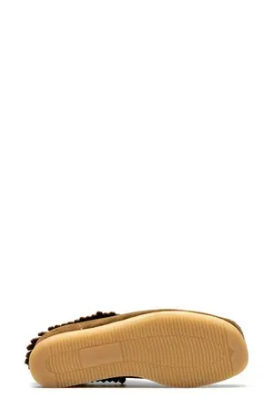 Clarks Fringe Wallabee Chukka