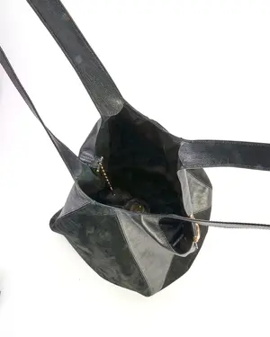 Chloé Balloon Suede Hobo Bag - Black