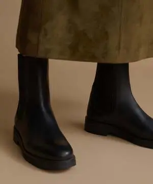Jenni Kayne Leather Alden Chelsea Boot - Black