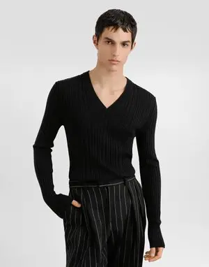 Dolce & Gabbana Wool V-neck Sweater