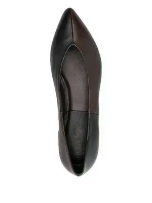 LORENA PAGGI Two-tone Pointed-toe Flats