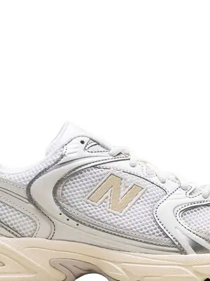 NEW BALANCE 530 Sneakers