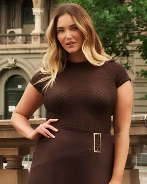 ESTELLE Naomi Textured Top