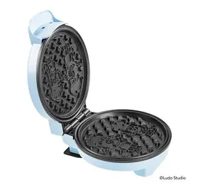 UNCANNY BRANDS Bluey Waffle Maker