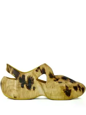 CROCS Diffuser Sandals - Brown