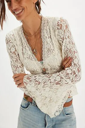 Women's Lace Blouses