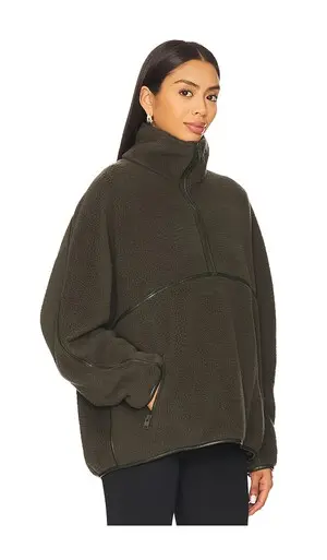 LAMARQUE Helsa Fleece Sweater - Olive