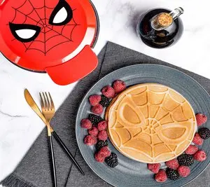 UNCANNY BRANDS Marvel Spider-man Waffle Maker