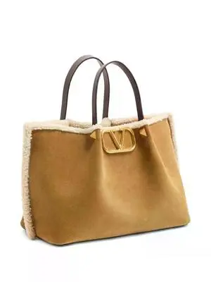 Valentino Garavani Medium Suede Shopping Bag With Sheepskin Lining And Vlogo Signature - Neutrals