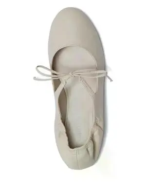 Bernardo 1946 Tie-fastening Ballerinas - White