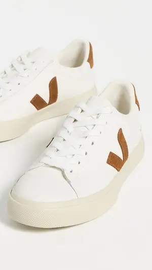 VEJA Campo Sneakers