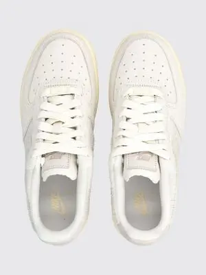 Nike Low Top Sneakers - White