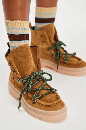 NAGUISA Pine Pass Hiker Boots - Camel