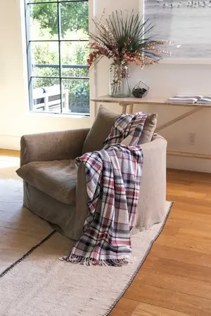 INFUSEZEN Plaid Lightweight Turkish Throw Blanket