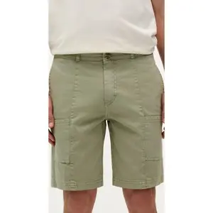 SCALPERS Lucas Bermuda Shorts - Light Green