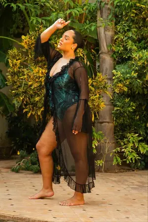 FASHION-SZN CURVE Curve Ruffle Front Flare Sleeve Kaftan