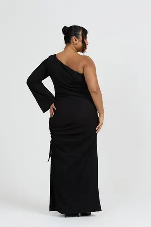FASHION-SZN CURVE One Shoulder Maxi Dress - Black