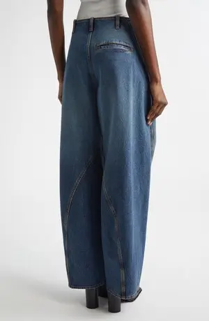 Alaïa Barrel Leg Jeans