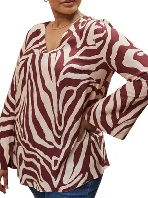 LIVE UNLIMITED Animal Print Split Sleeve Blouse