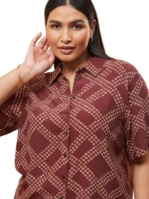 LIVE UNLIMITED Geo Print Short Sleeve Shirt