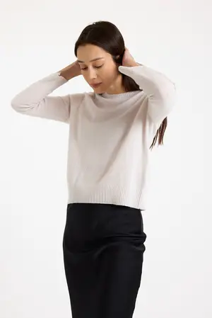 BRODIE CASHMERE Split Cuff Crew Neck Sweater - Ash