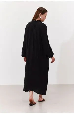GOTTEX Cloudshore Ruffle Collar Dress Cover-up