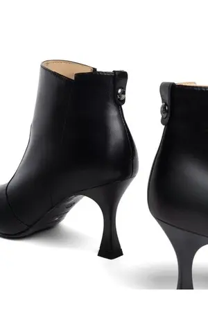 NEROGIARDINI Mid Heel Pointy-toe Booties