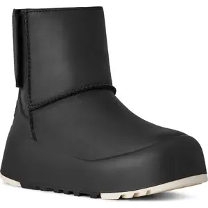 UGG Classic Streetscape Bootie - Black /jasmine