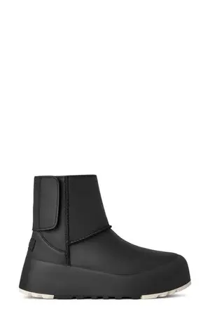 UGG Classic Streetscape Bootie