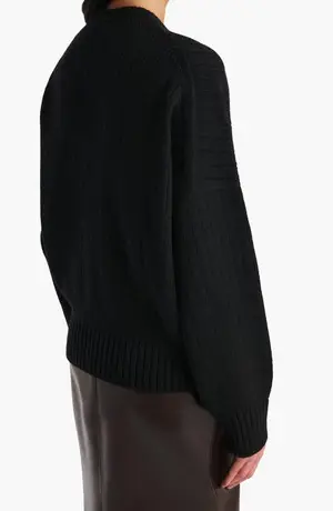 Khaite Lennox Oversize Cashmere Sweater - Black