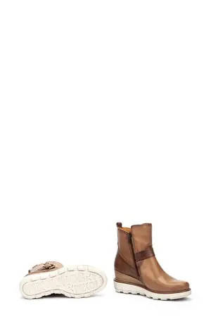 Pikolinos Sanlucar Wedge Bootie - Castor