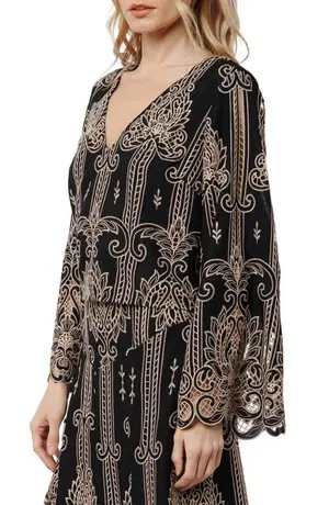 CIEBON Beck Embroidered Top