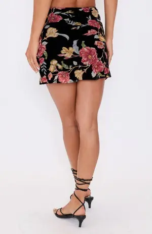 VICI Floral Print Mini Skirt