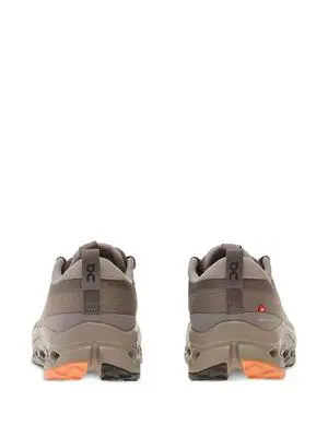 On Cloudsurfer Trail 2 Sneakers - Brown
