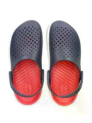 CROCS Inmotion Clogs